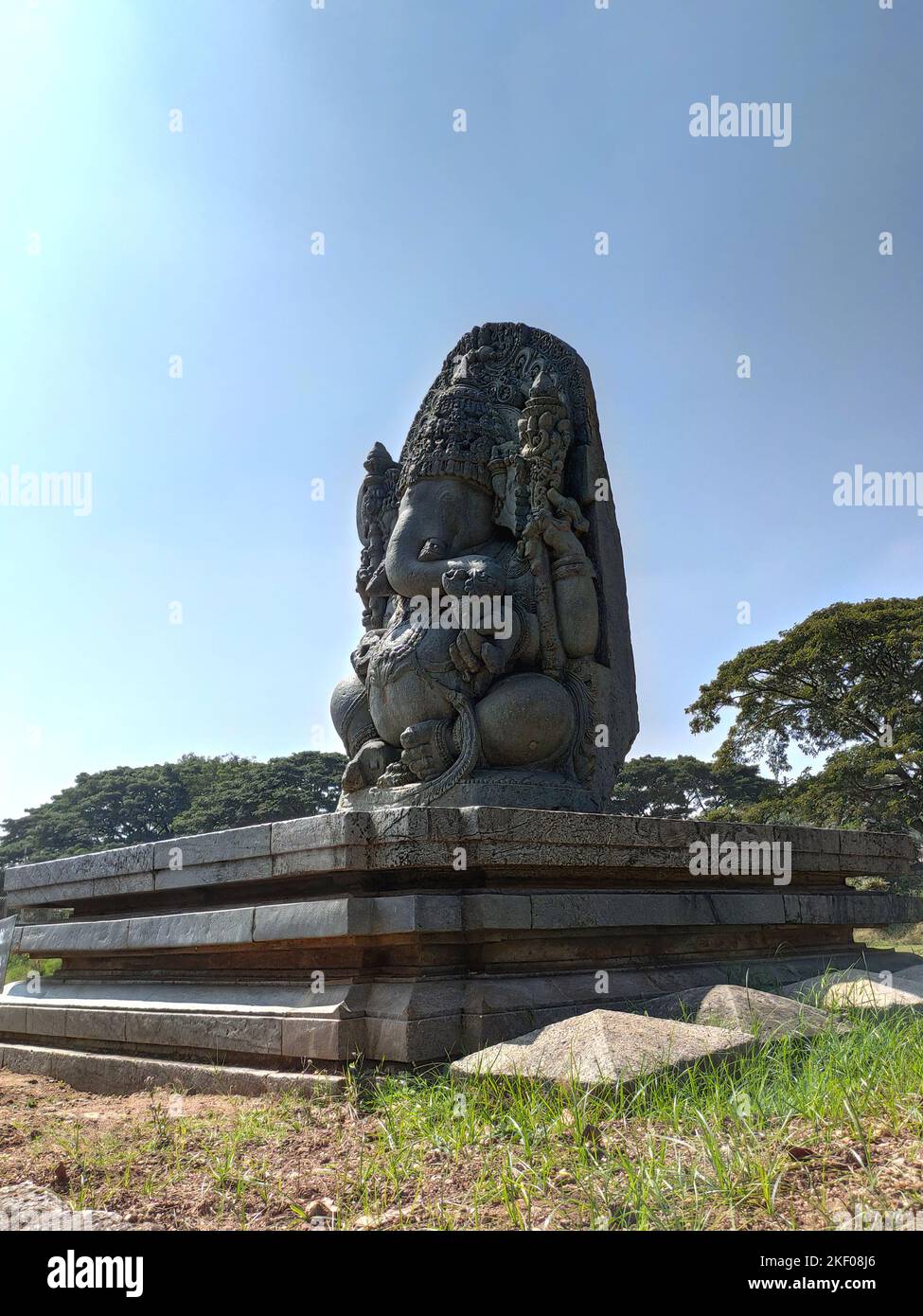 Halebid temple hi-res stock photography and images - Alamy