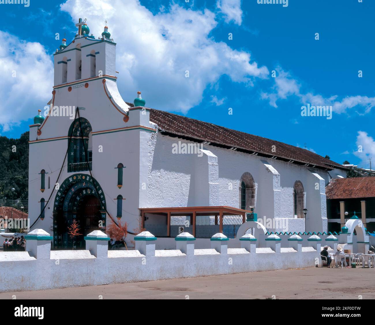 Chiapas,San Juan Chamulas church, Mexico Stock Photo - Alamy