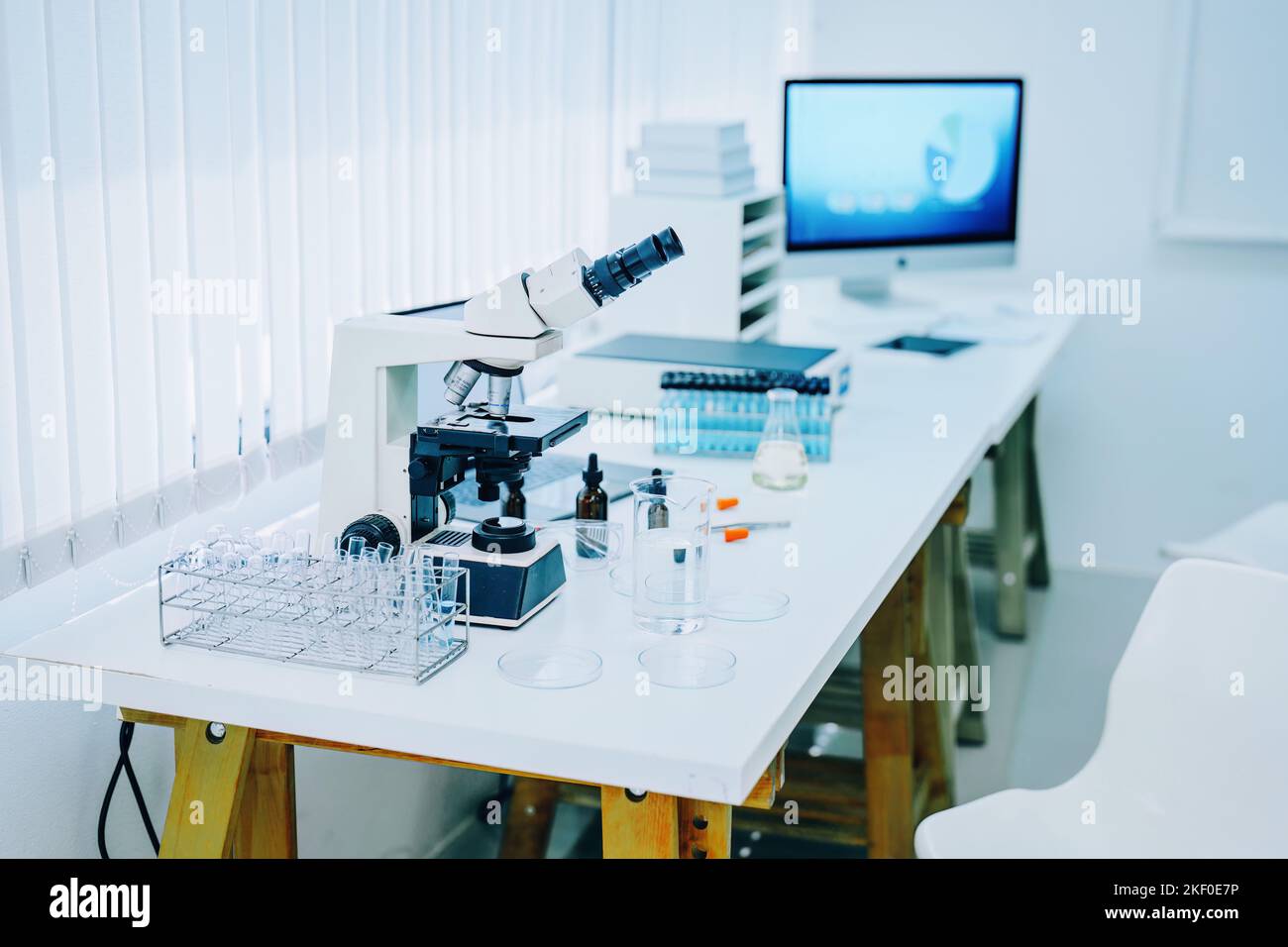 Medical Research Laboratory Stock Photo - Alamy