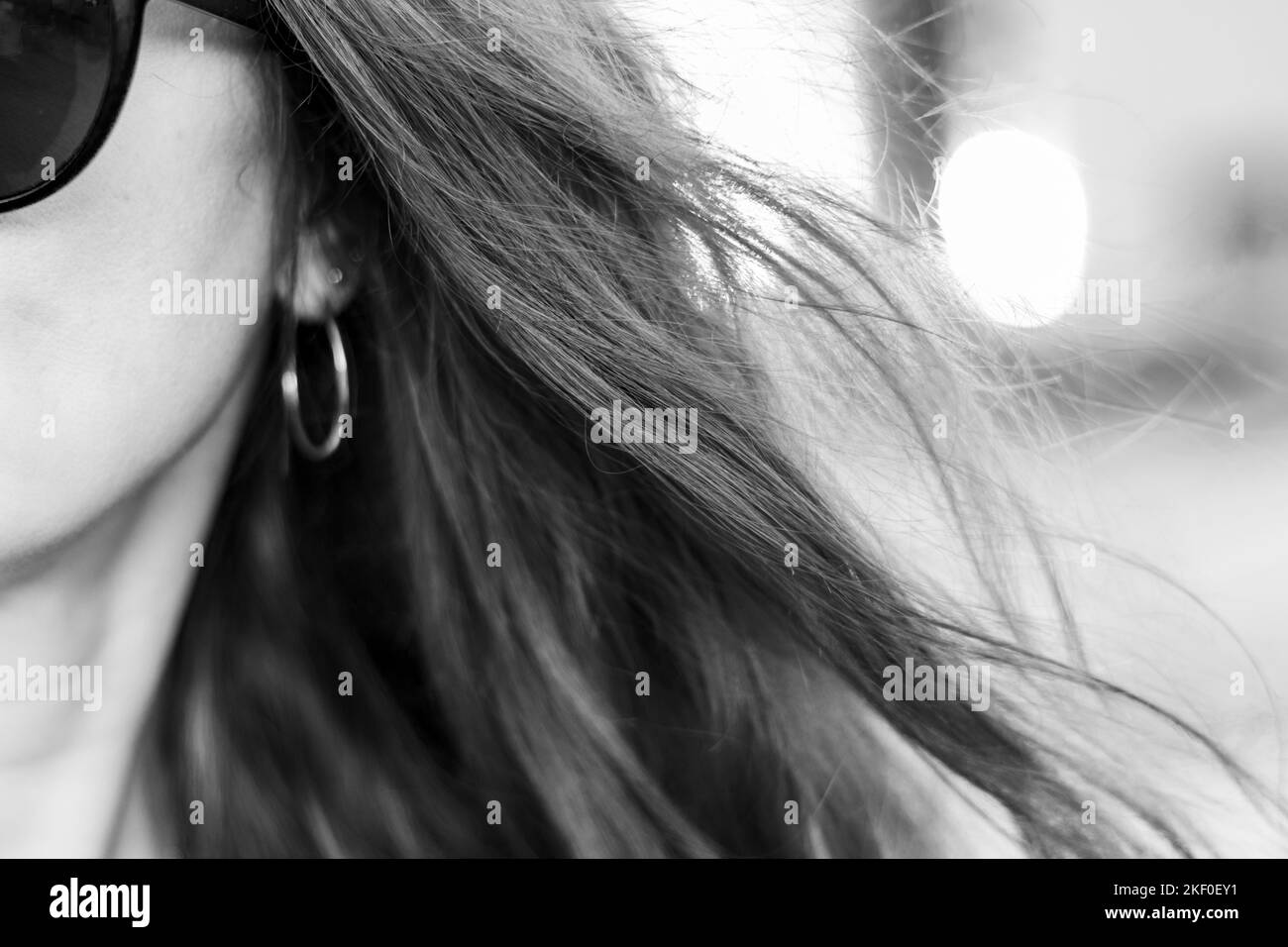 Wavy brunette hair Black and White Stock Photos & Images - Alamy
