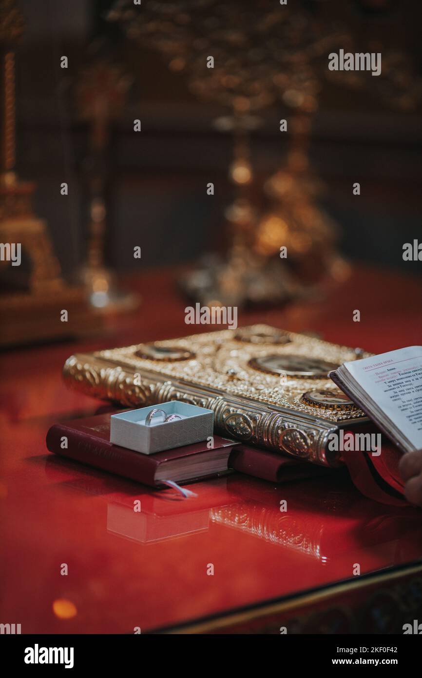 Church holy cross rings hi-res stock photography and images - Alamy