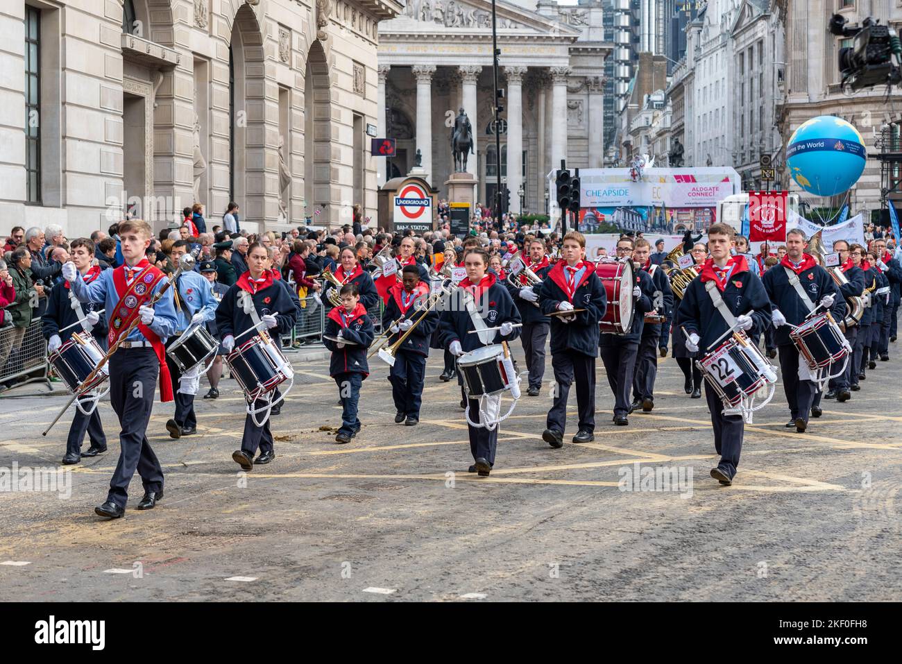 Scout and guide hi-res stock photography and images - Alamy