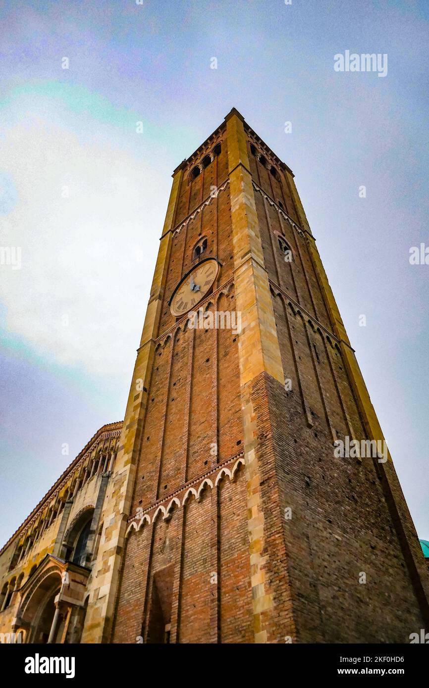 The Cathedral of Parma, Cattedrale di Parma, in Italy, by day Stock ...
