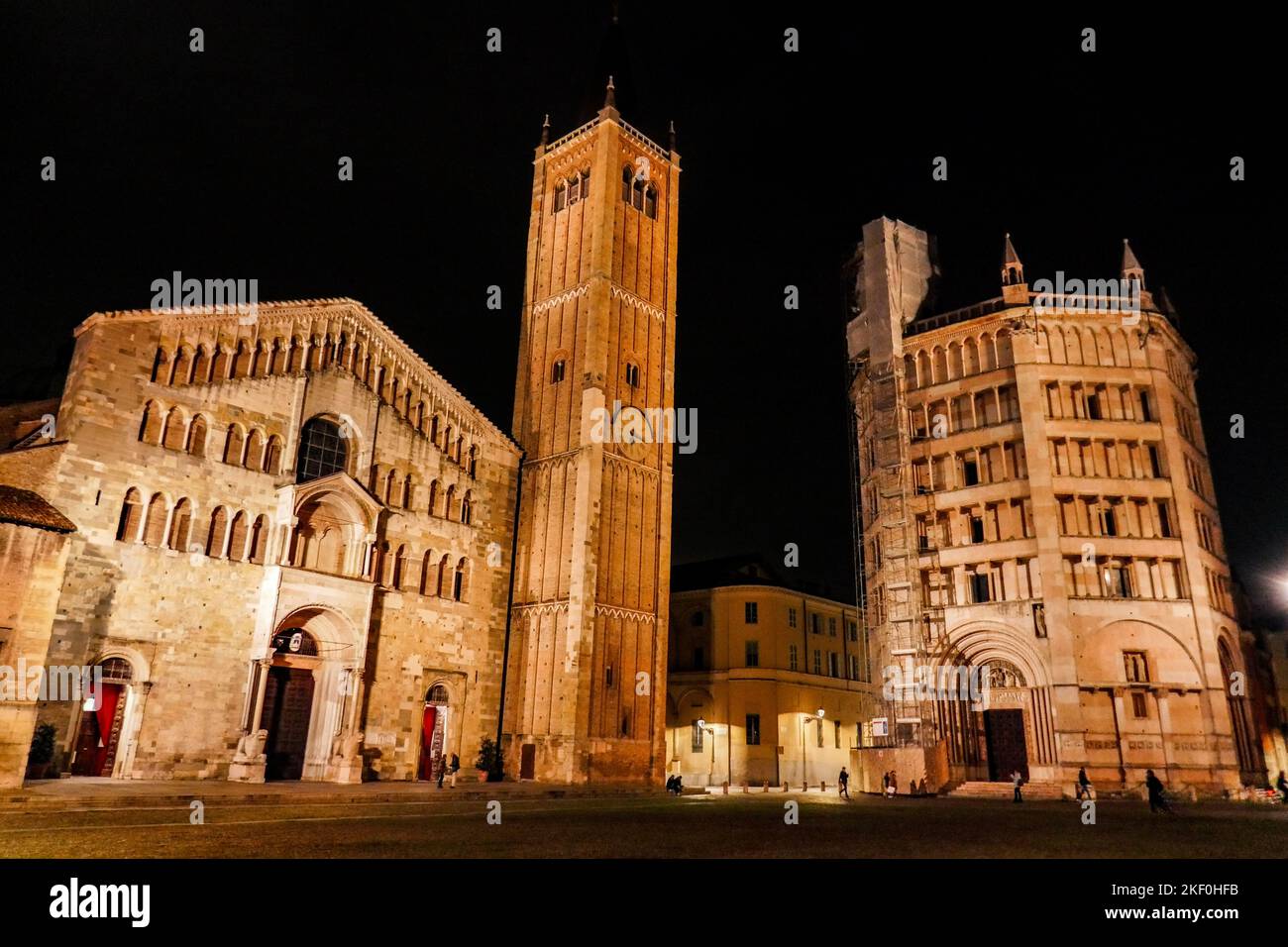 The Cathedral of Parma, Cattedrale di Parma, in Italy, by day Stock ...