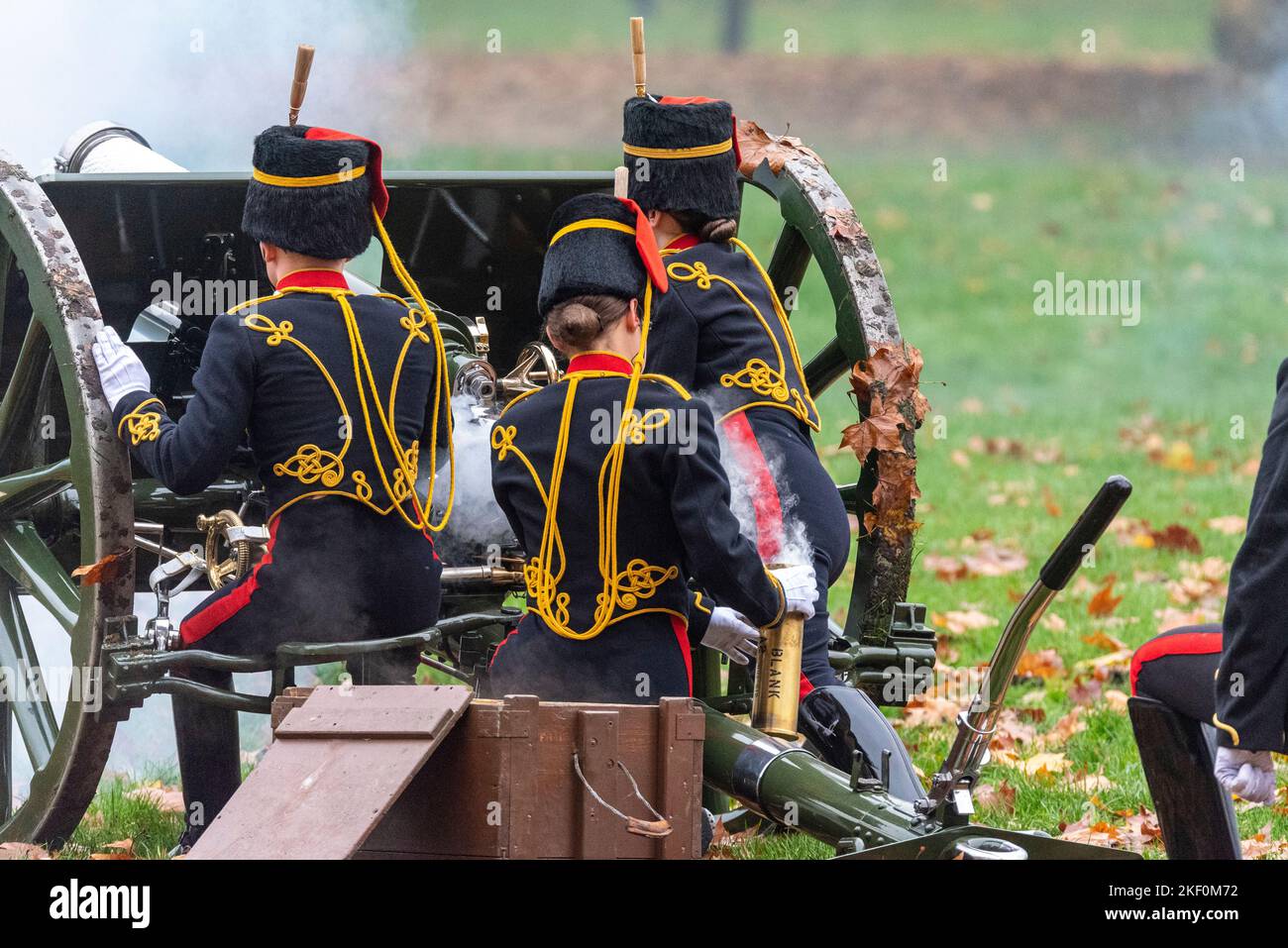 Royal artillery gunner hi-res stock photography and images - Alamy