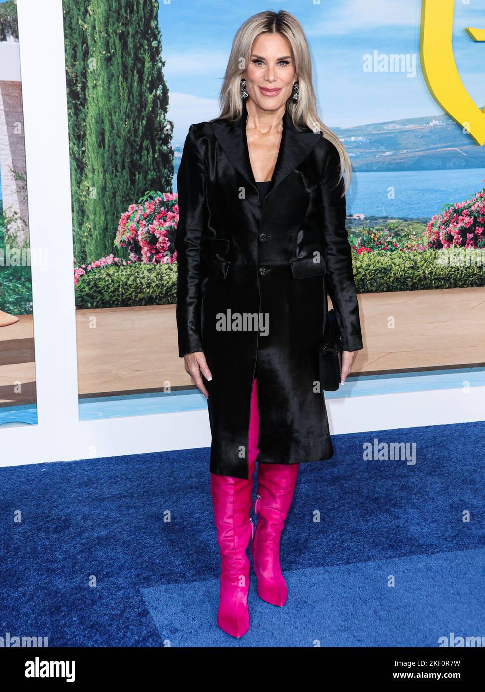 LOS ANGELES, CALIFORNIA, USA - NOVEMBER 14: American radio personality ...