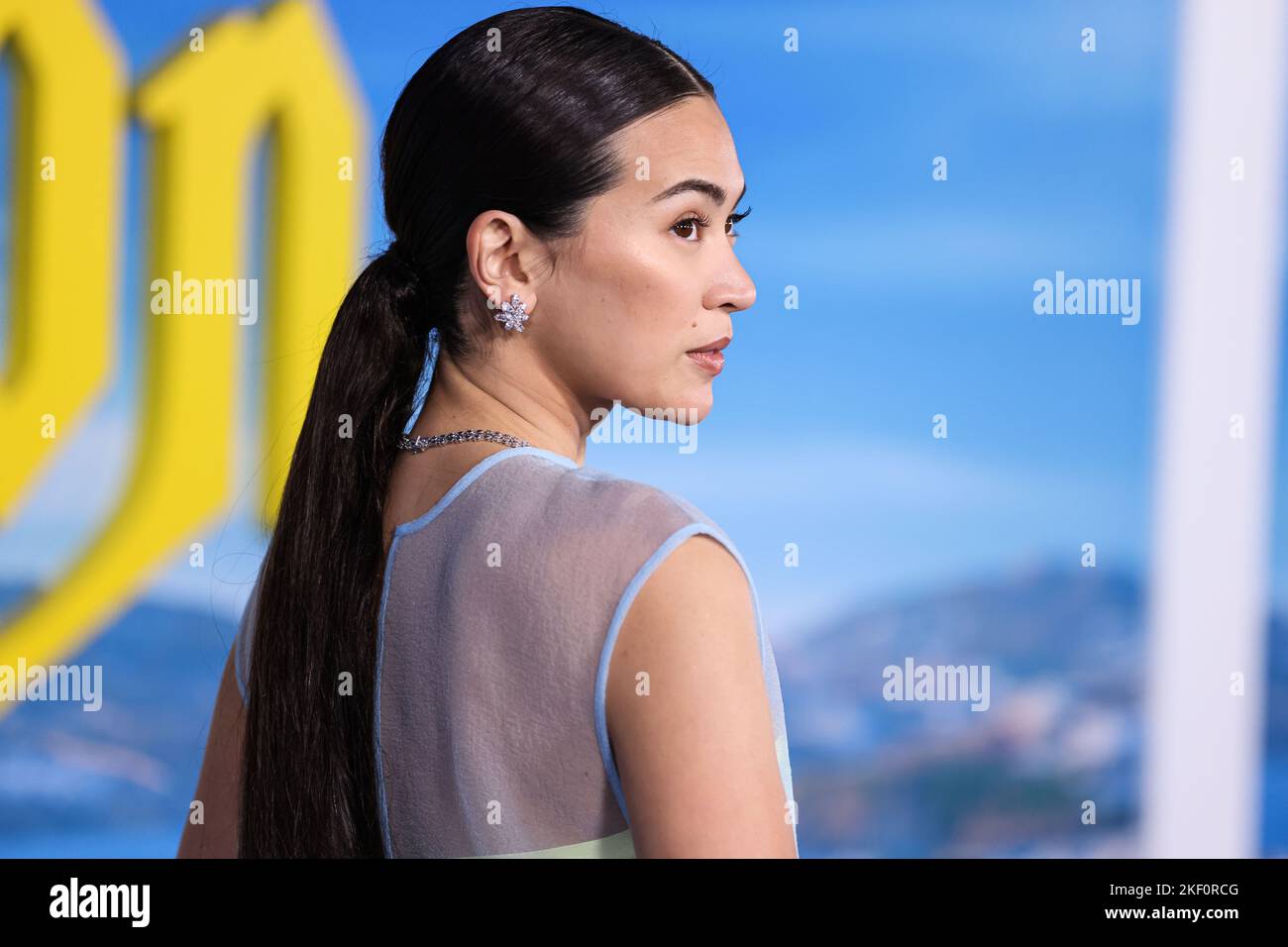 LOS ANGELES, CALIFORNIA, USA - NOVEMBER 14: English actress Jessica ...