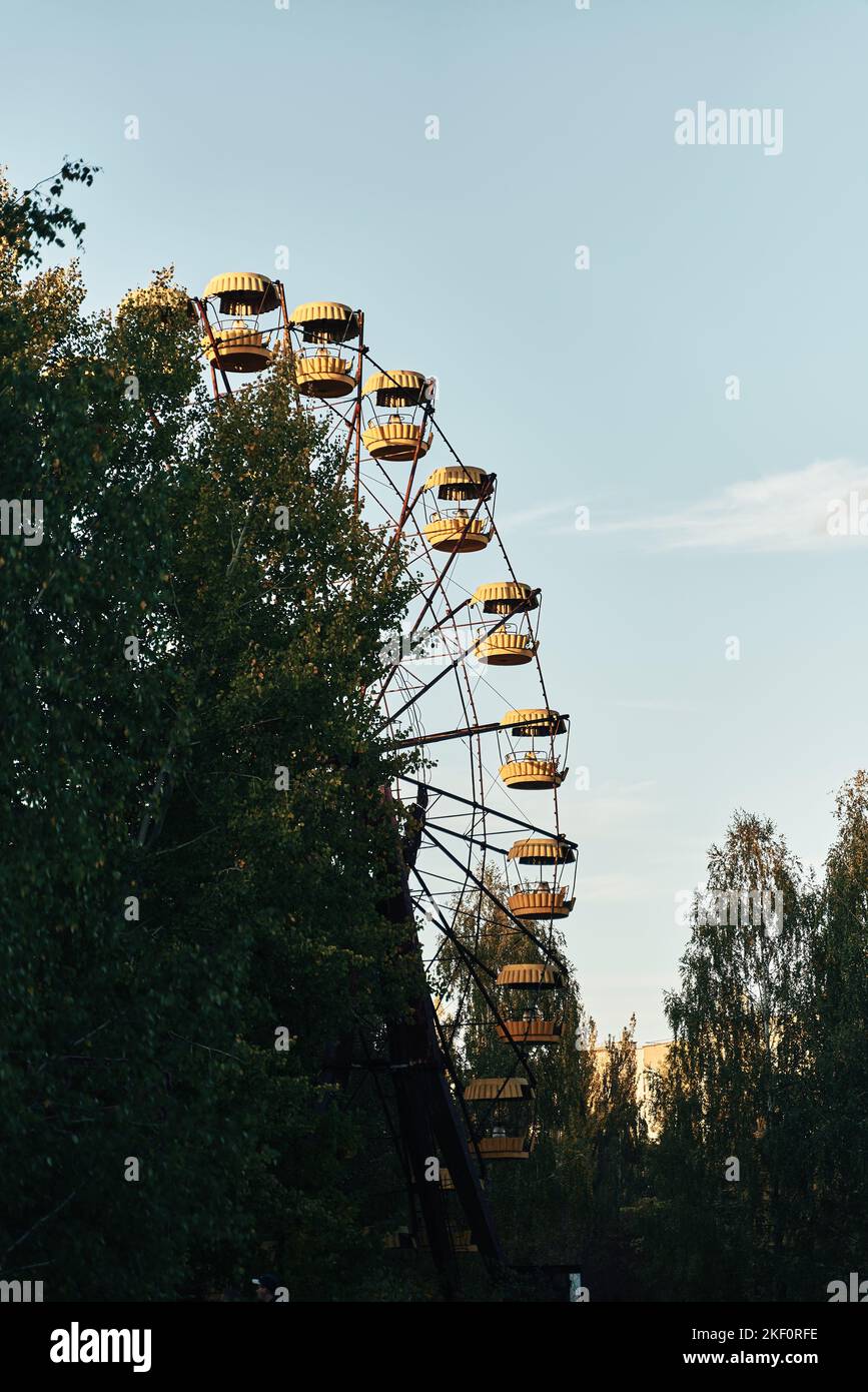 Chernobyl Ferries Wheel fairground - Autumn in Pripyat, Ukraine Stock ...
