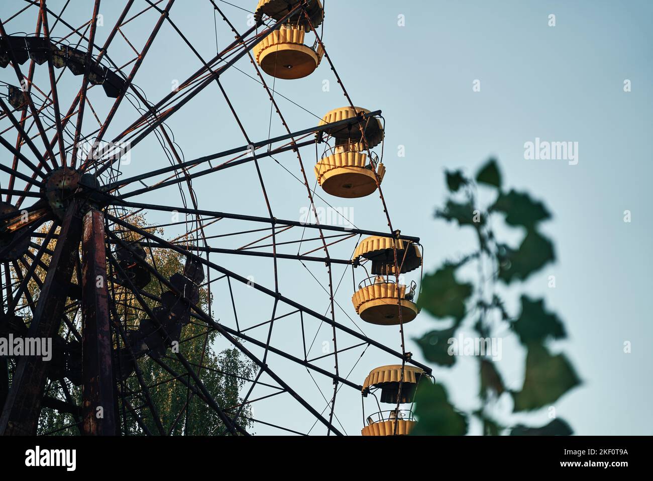 Chernobyl Ferries Wheel fairground - Autumn in Pripyat, Ukraine Stock ...