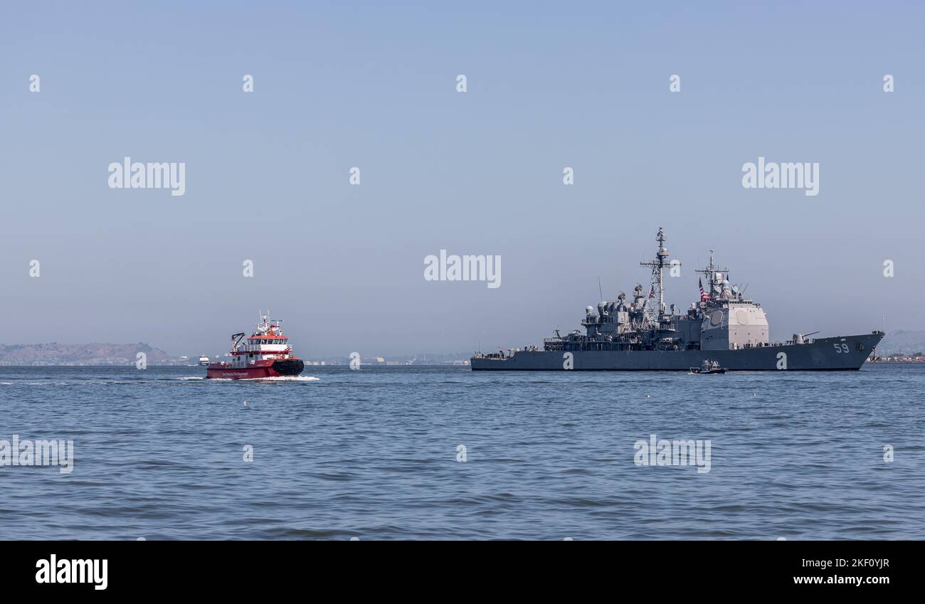 Navy fire department hi-res stock photography and images - Alamy