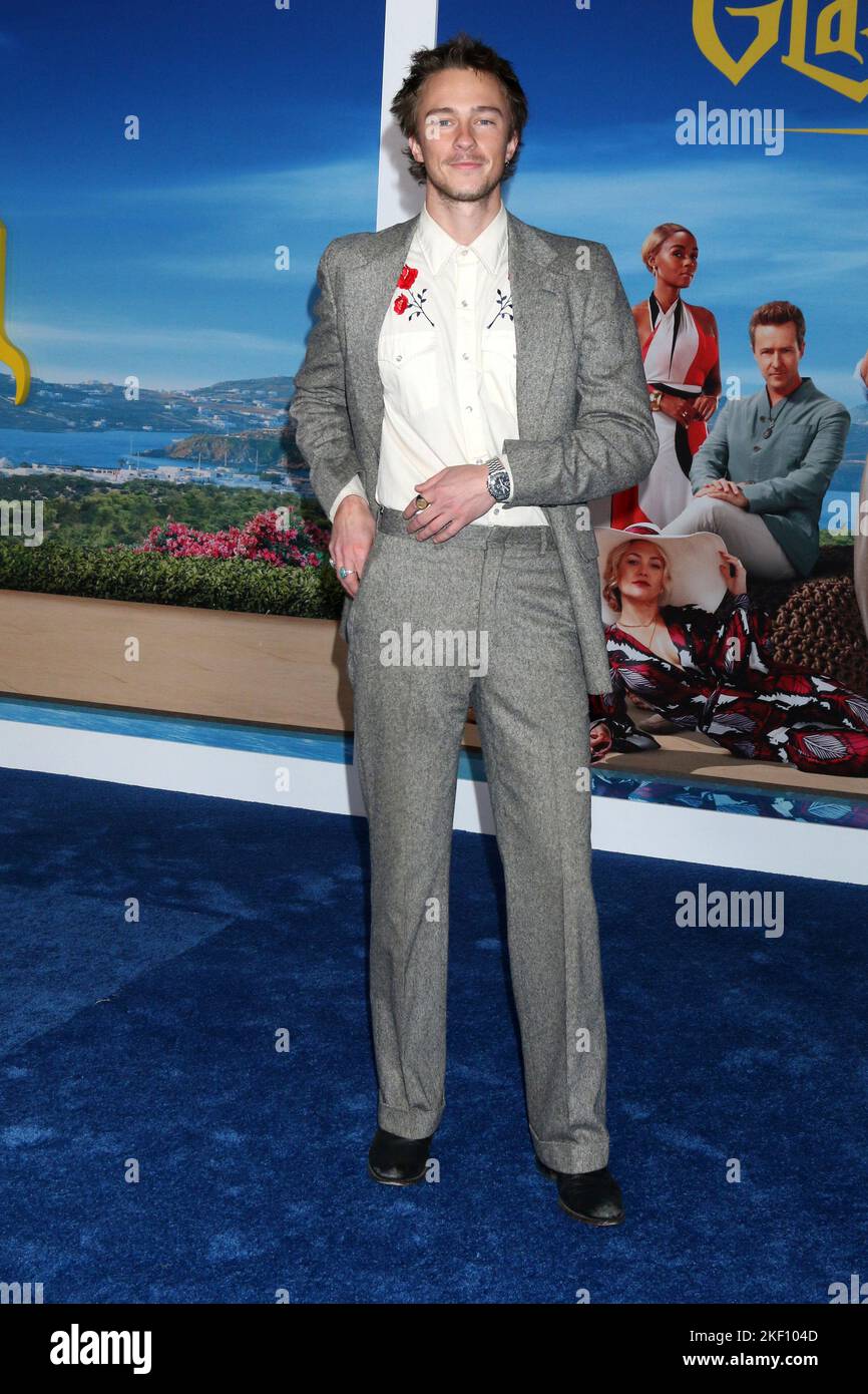 November 14, 2022, Los Angeles, CA, USA: LOS ANGELES - NOV 14: Drew ...