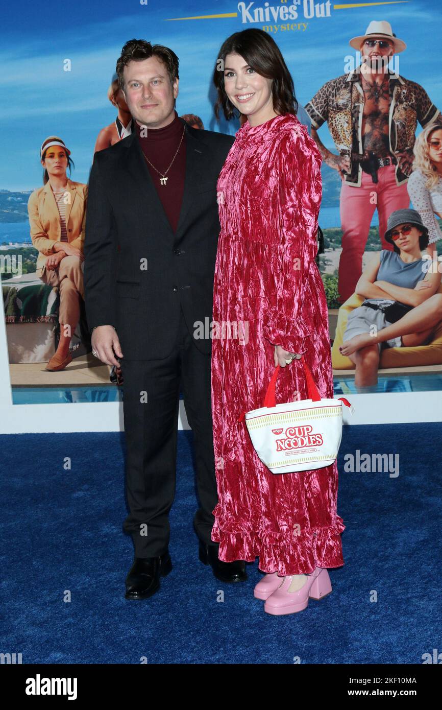 November 14, 2022, Los Angeles, CA, USA: LOS ANGELES - NOV 14: Noah ...