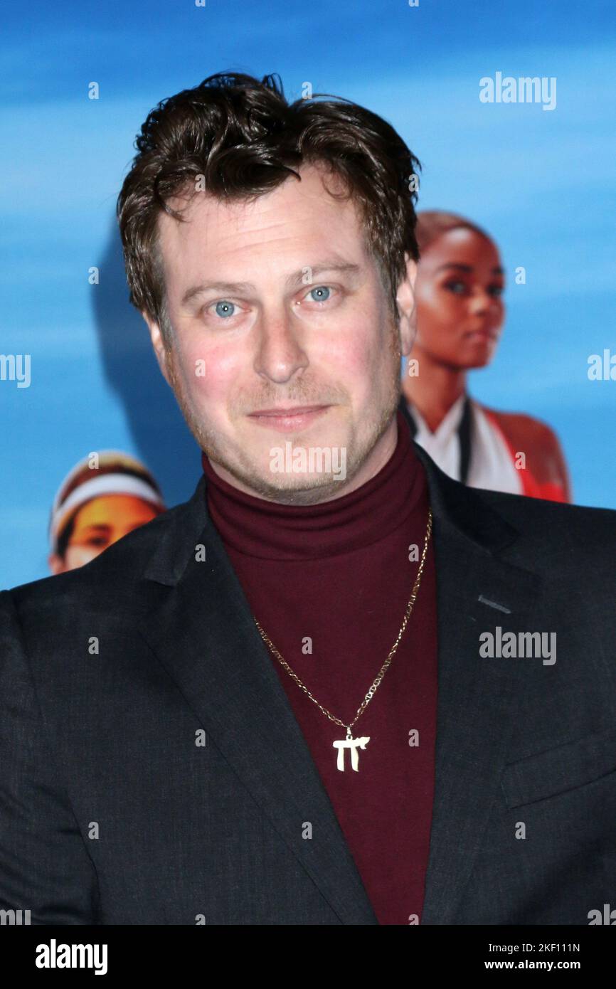 November 14, 2022, Los Angeles, CA, USA: LOS ANGELES - NOV 14: Noah ...