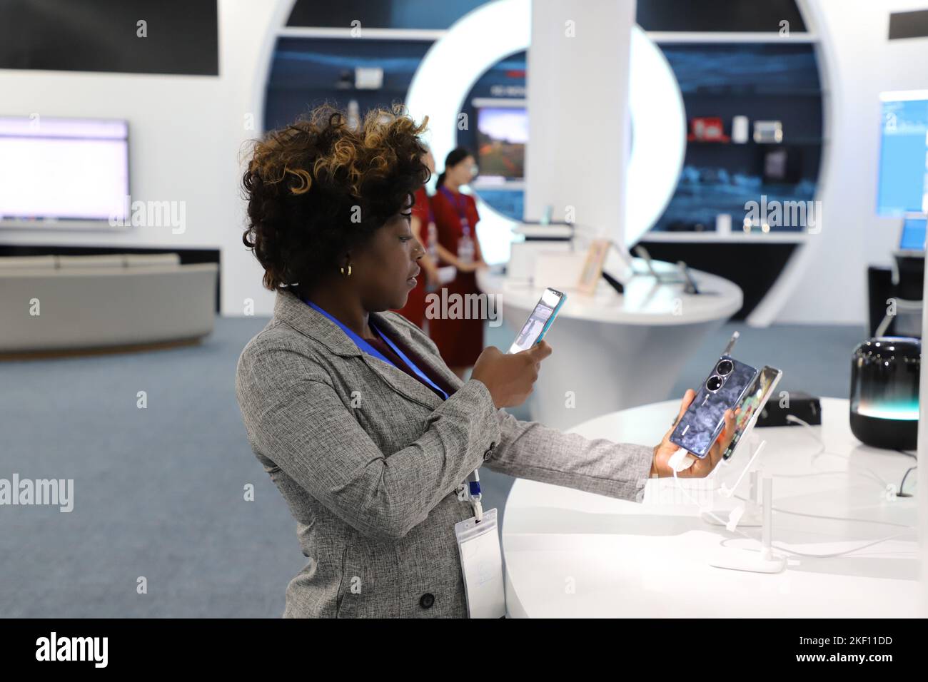 Digitalization train hi-res stock photography and images - Alamy