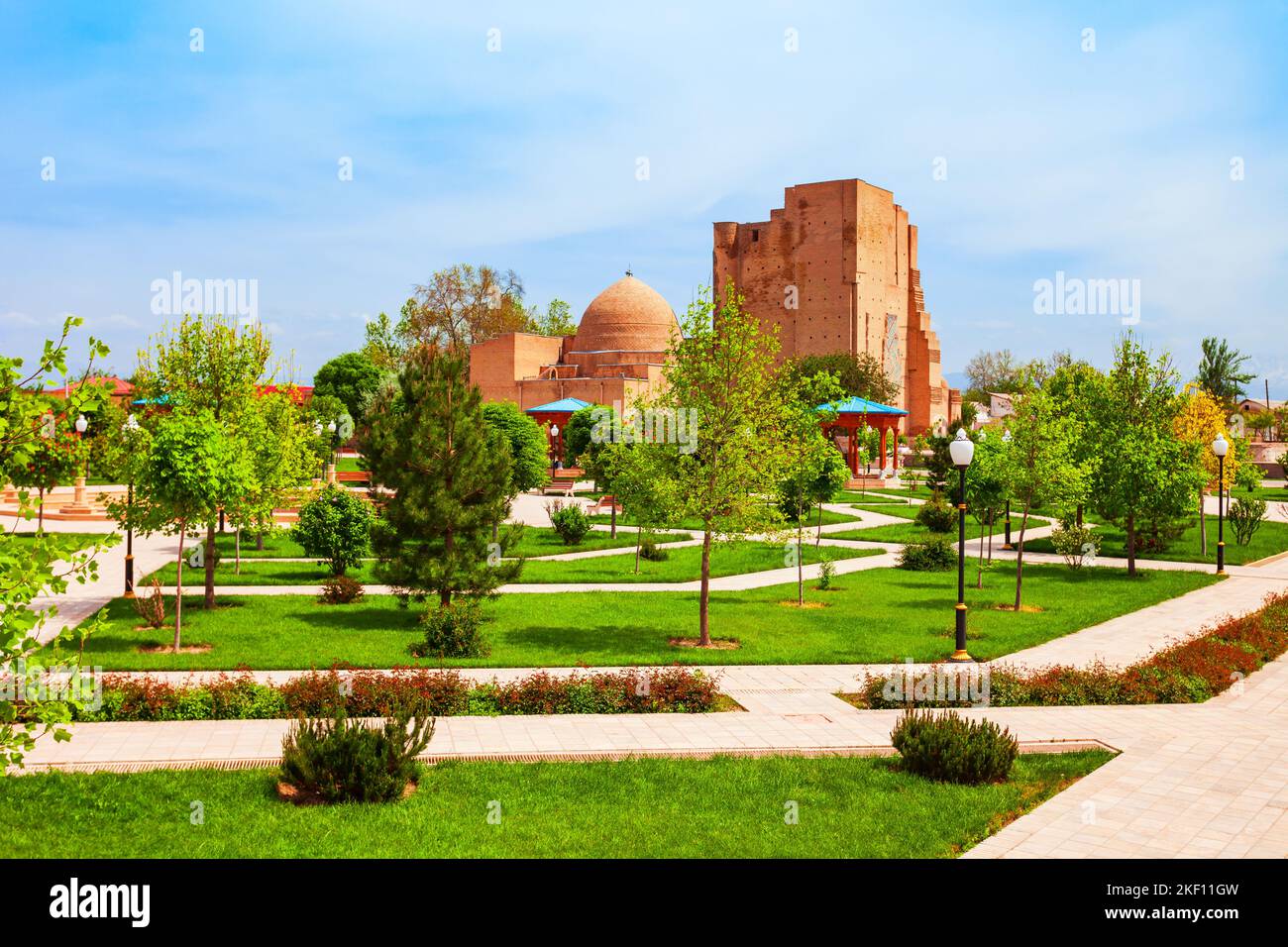 Dorus Saodat or Jahangir Mausoleum at the Ak-Saray or Ak Saray Park in ...