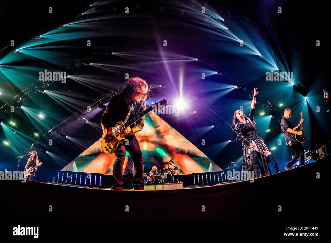 Evanescence music pics hi-res stock photography and images - Alamy