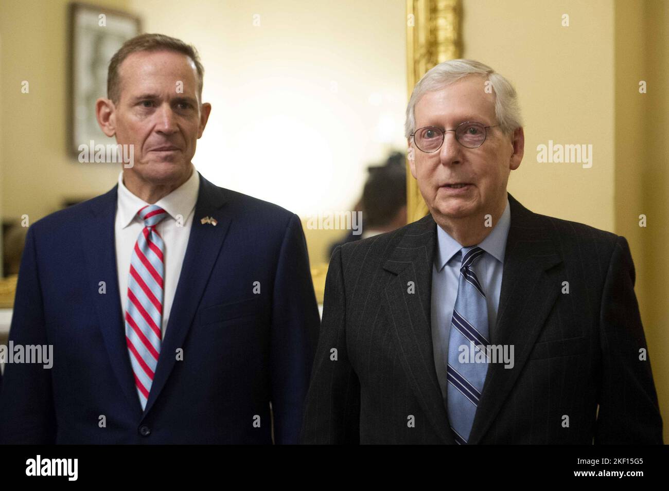 Senators elect hi-res stock photography and images - Alamy
