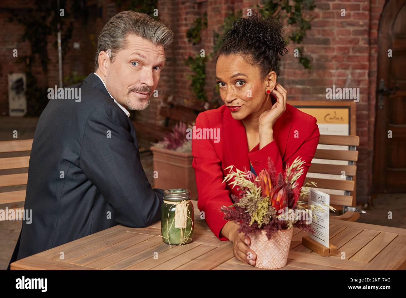 14 November 2022, Lower Saxony, Lüneburg: Actors Hardy Krüger Jr. as ...