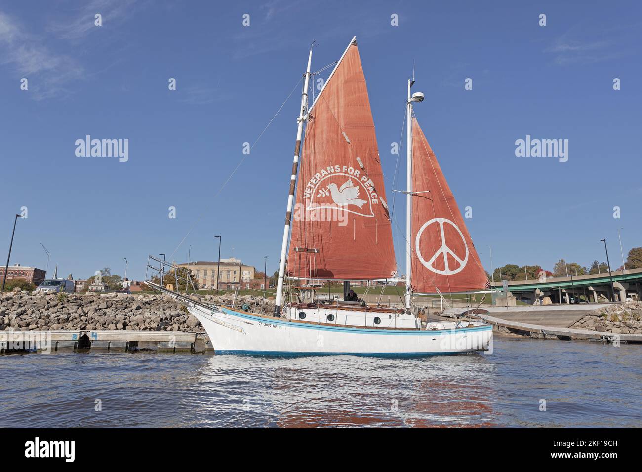 Golden rule ship hi-res stock photography and images - Alamy