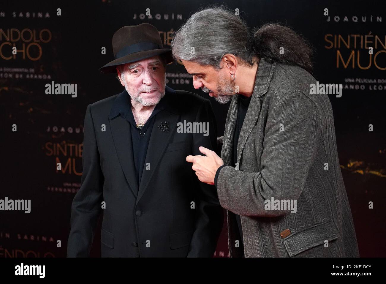 Joaquin Sabina (l) and Fernando Leon De Aranoa attend the film photocall of "Sintiendolo Mucho ...