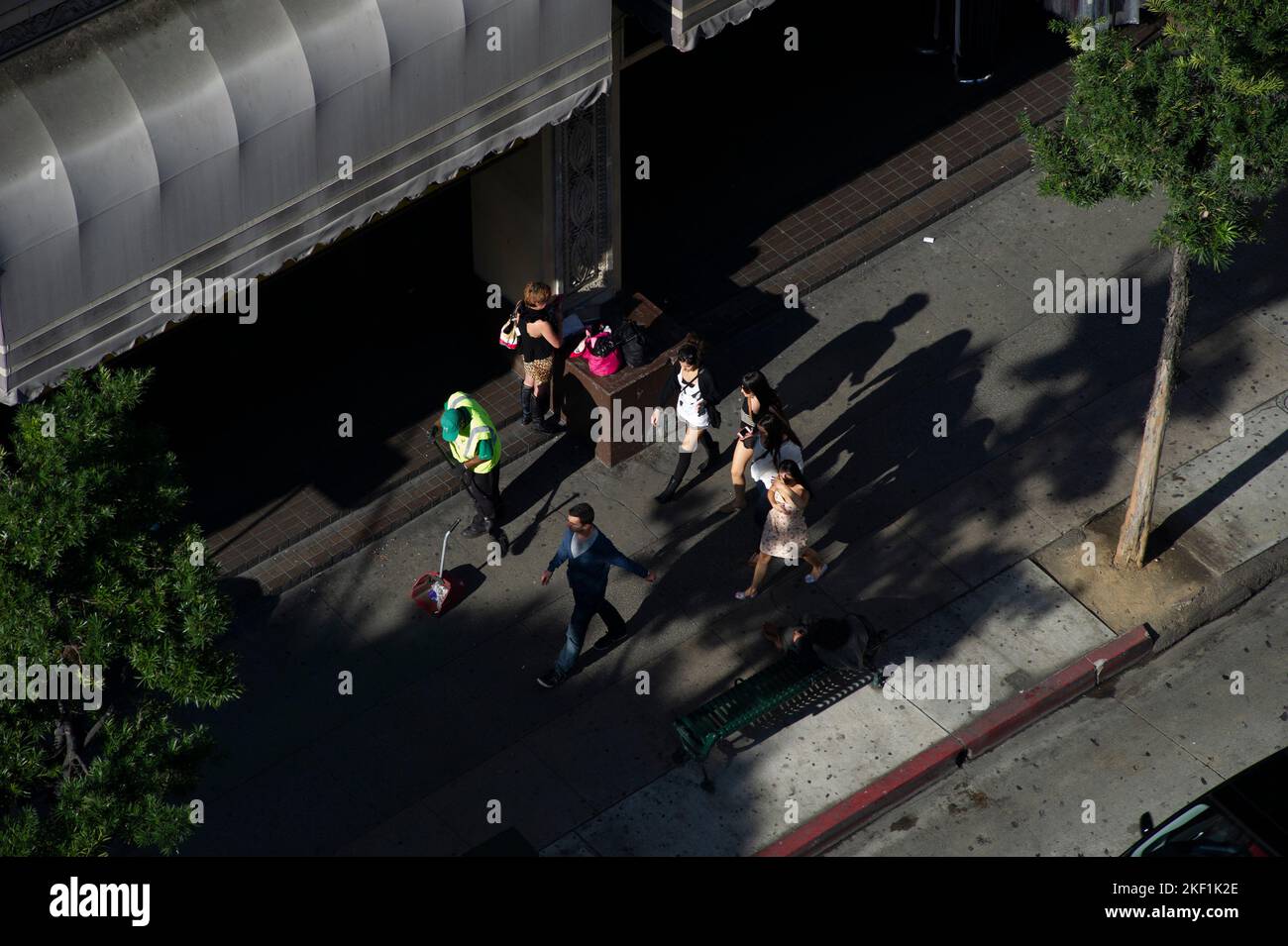 Aerial view people walking hi-res stock photography and images - Alamy