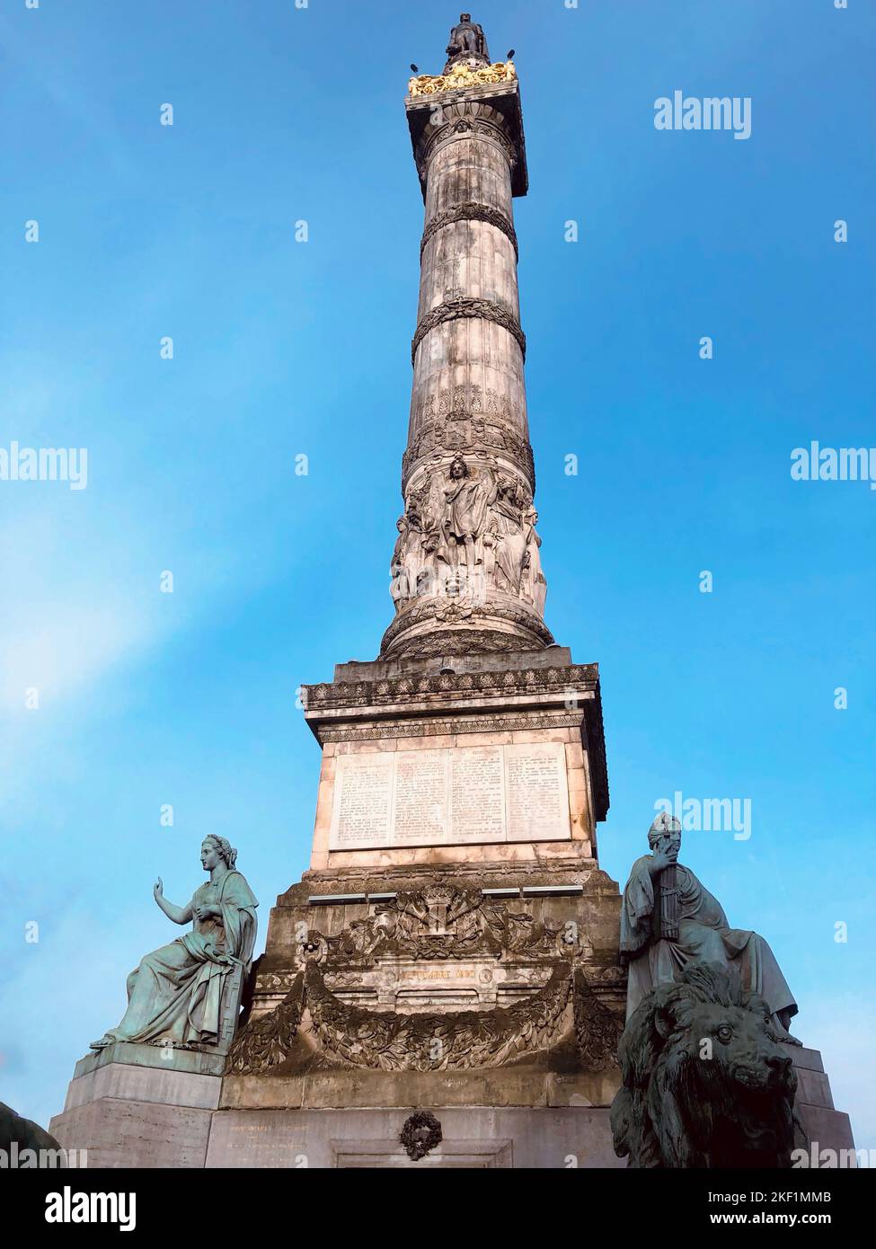 A vertical shot of the Congress Column against the background of the ...