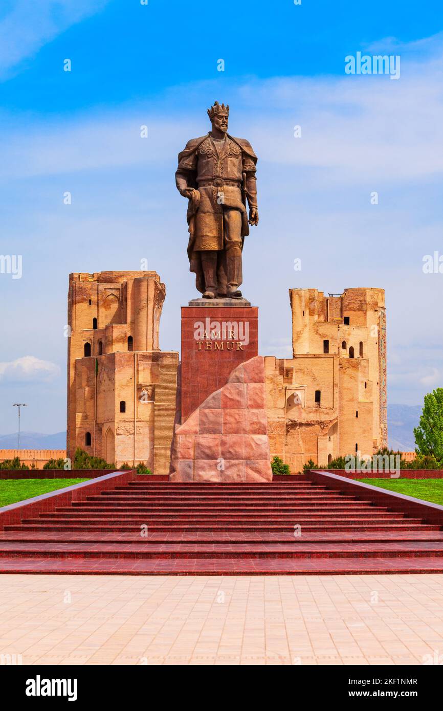 Timur statue in the ak saray palace hi-res stock photography and images ...