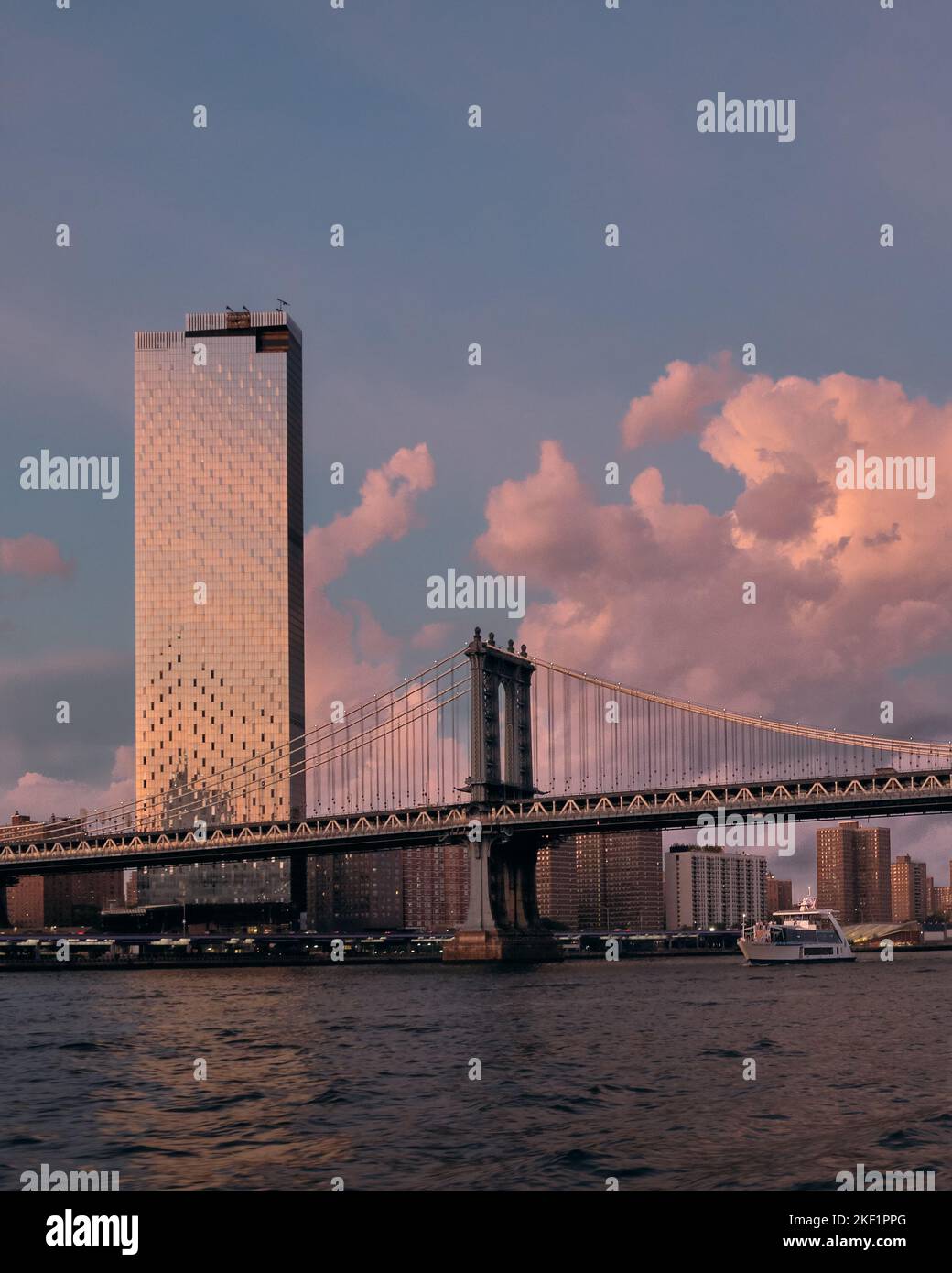 One hudson square hi-res stock photography and images - Alamy