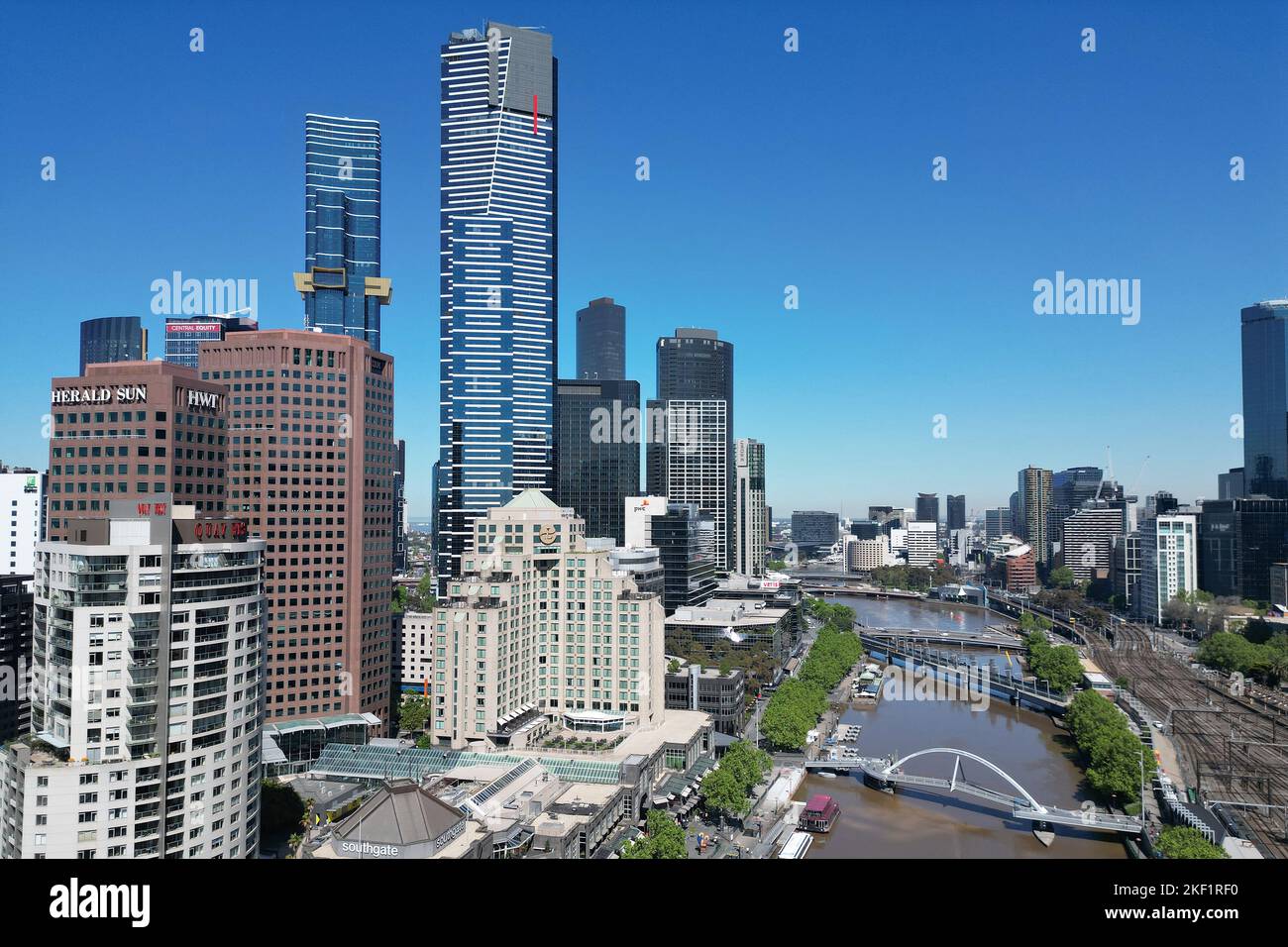 High rise skyscraper cbd hi-res stock photography and images - Alamy