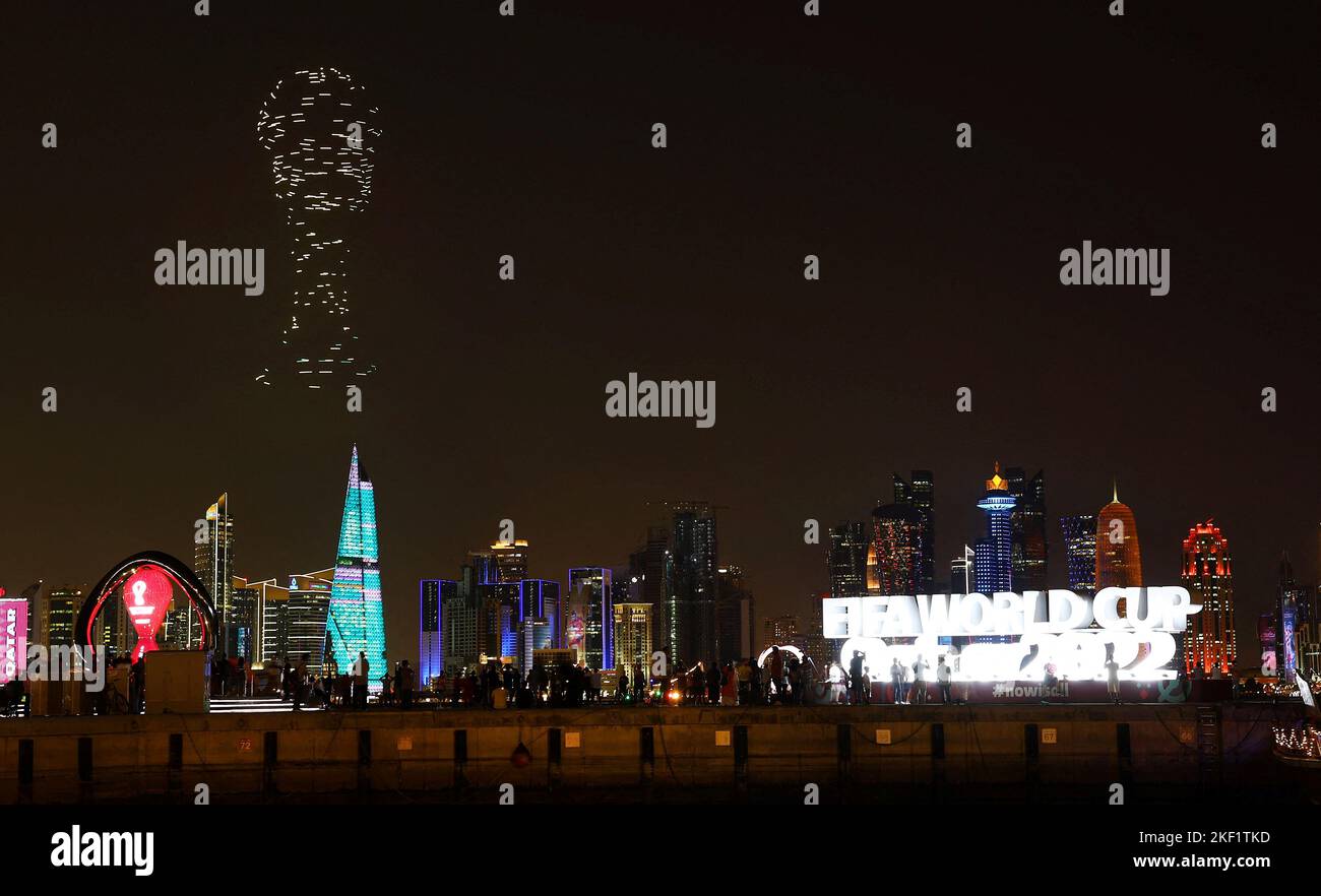 Trophy with doha skyline hi-res stock photography and images - Alamy