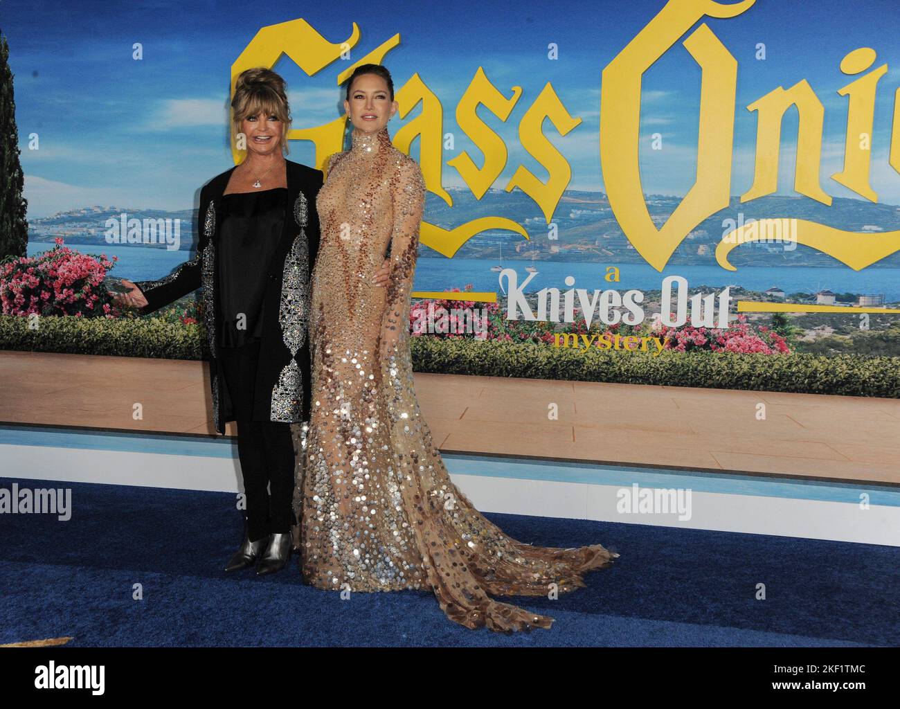 Los Angeles, CA. 14th Nov, 2022. Kate Hudson, Goldie Hawn at arrivals ...
