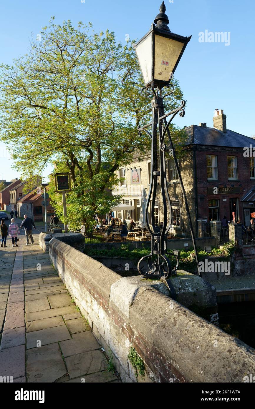 The Red Lion pub seen from Bishop Bridge, the oldest surviving ...
