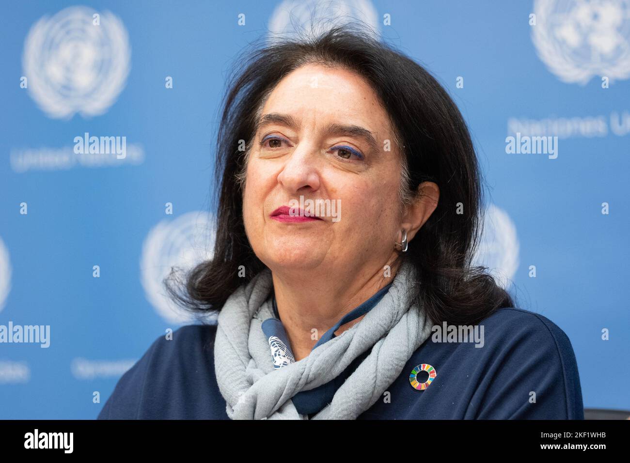 Maria-Francesca Spatolisan alone with Ib Petersen and John Wilmoth ...