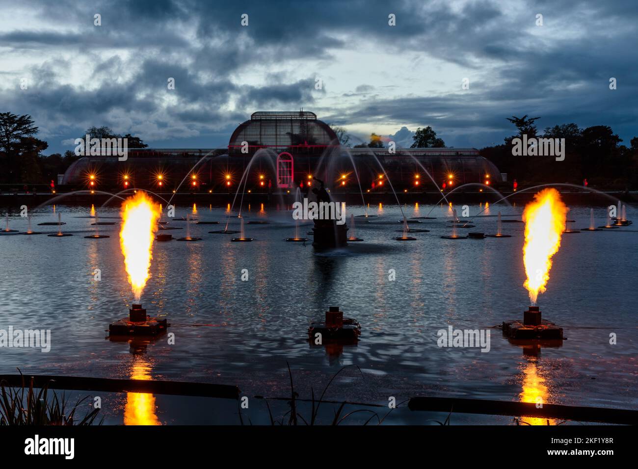 Kew Gardens, London, UK. 15th November 2022. Palm House Pond Show. Over ...