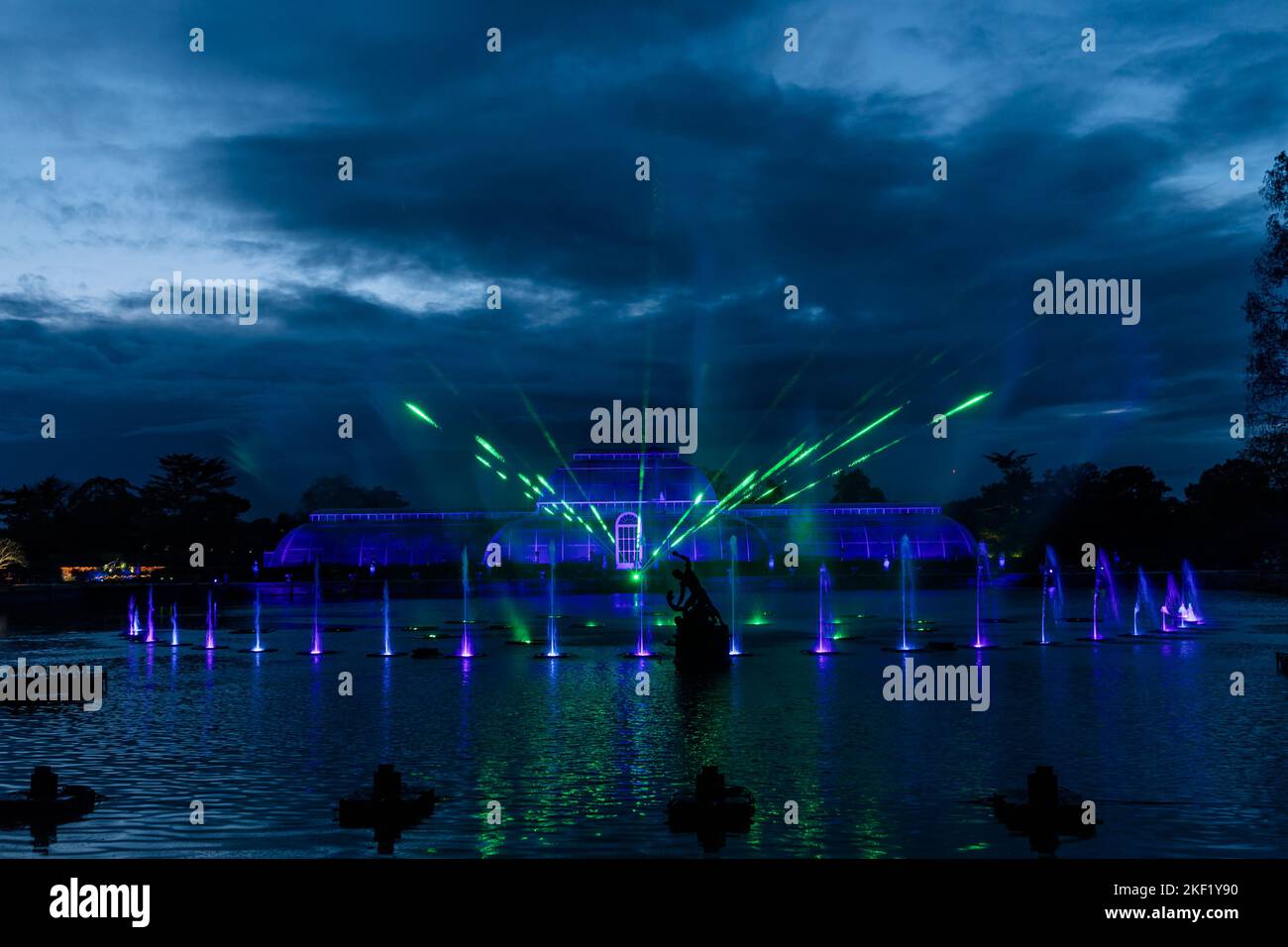 Kew Gardens, London, UK. 15th November 2022. Palm House Pond Show. Over ...