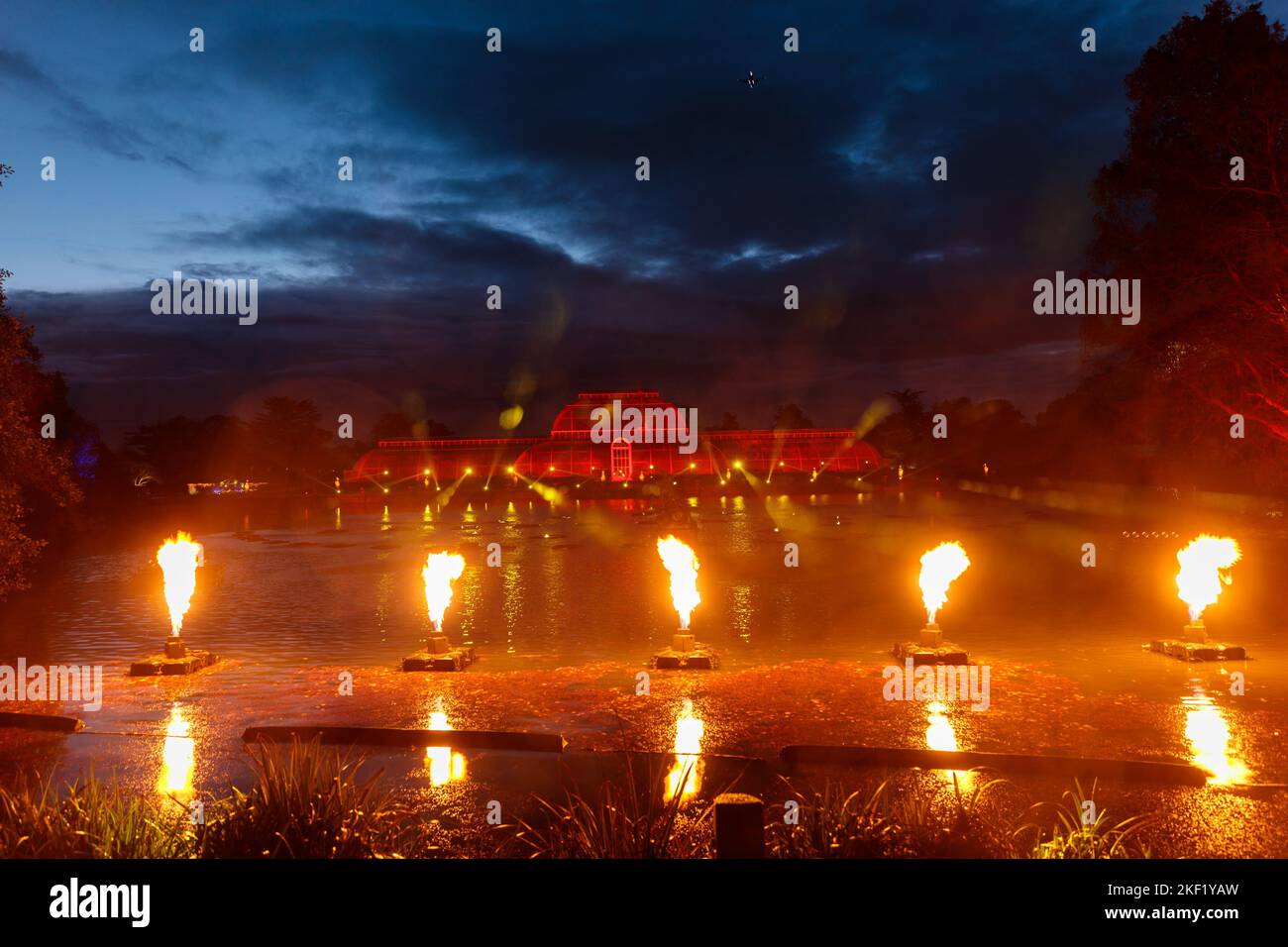 Kew Gardens, London, UK. 15th November 2022. Palm House Pond Show. Over ...