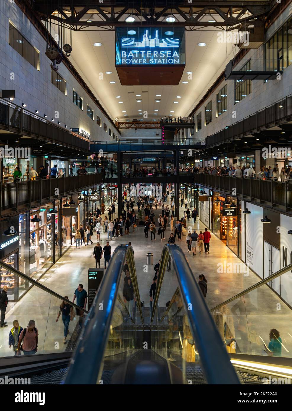 Centre commercial battersea hi-res stock photography and images - Alamy