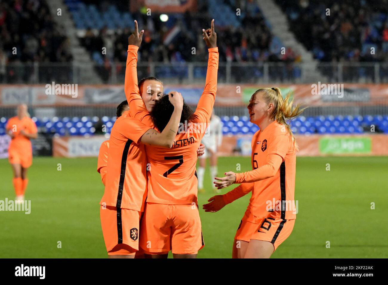 ZWOLLE - Lineth Beerensteyn of Holland celebrates the 2-0 during the ...