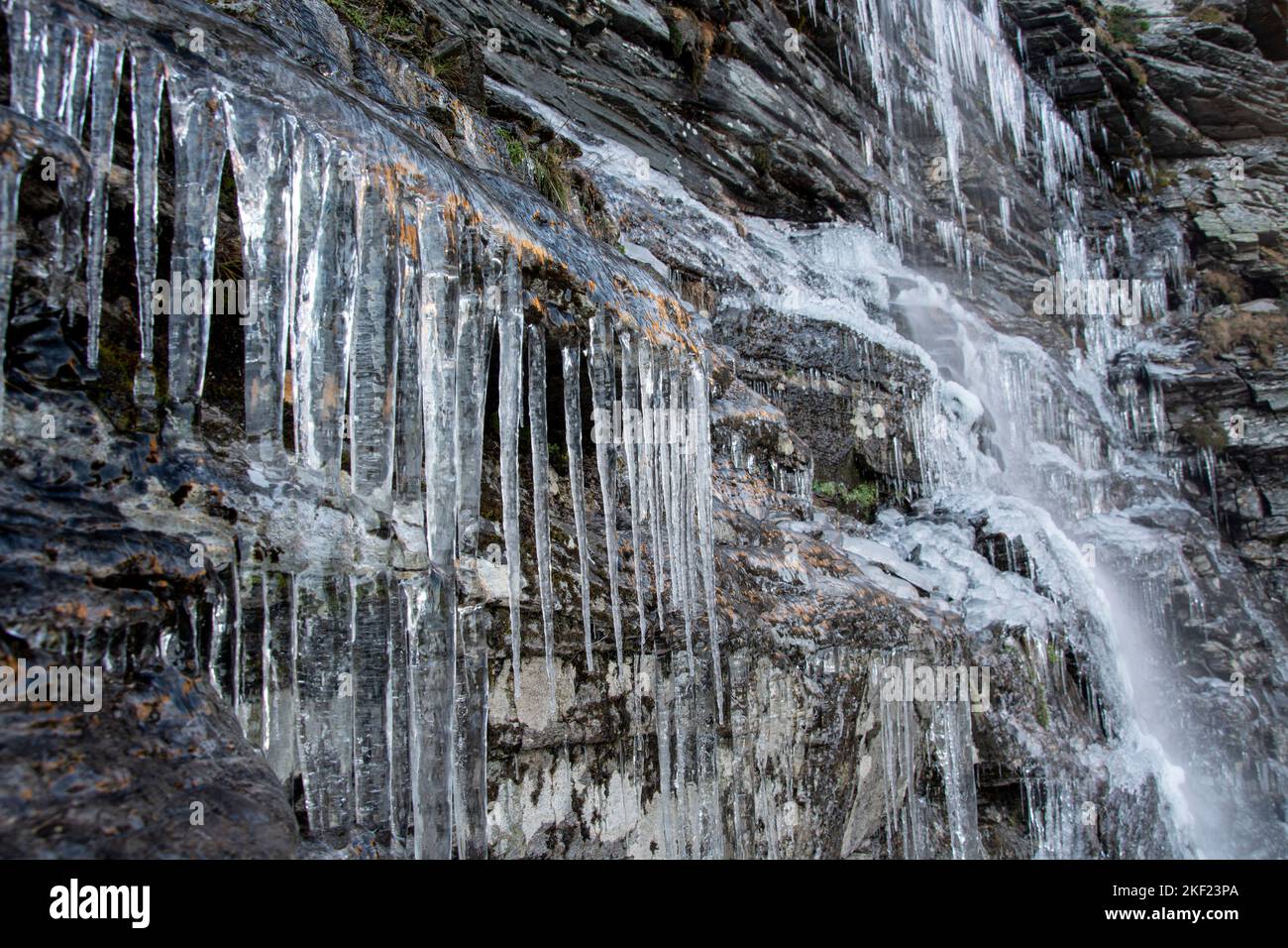 Wilde Berglandschaft rund um Cascina di Lago im Val Marcri, einem ...