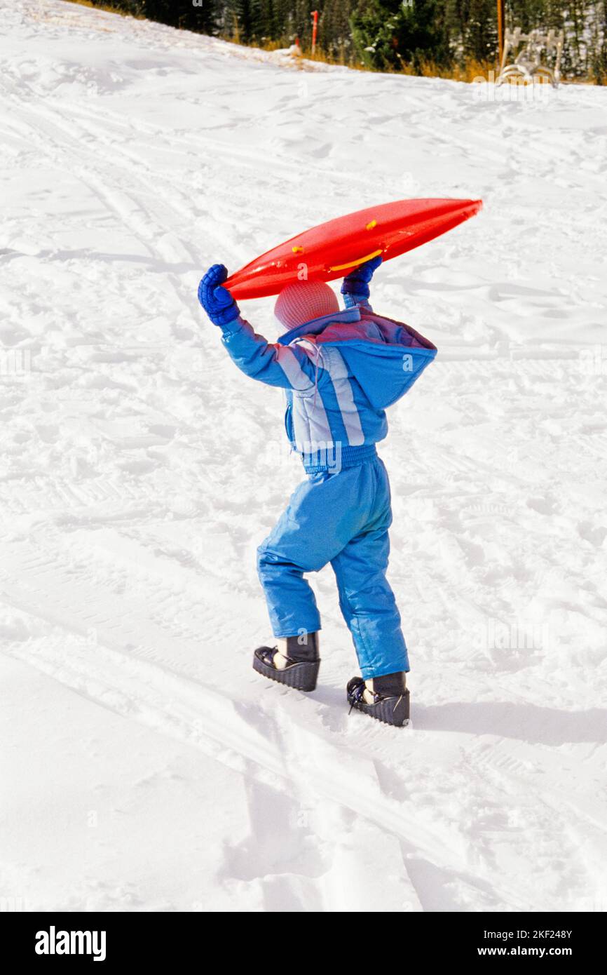 1980's kids winter hi-res stock photography and images - Alamy