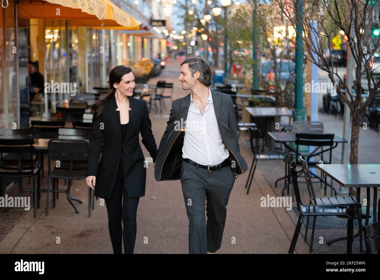 Romantic photos of a couple out for a date in a downtown urban setting ...