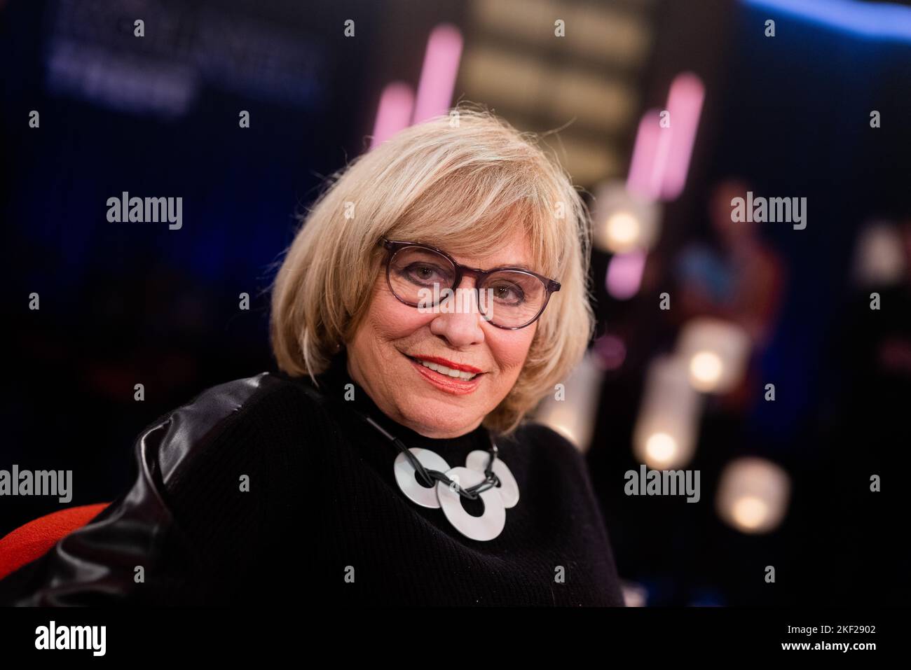 Cologne, Germany. 15th Nov, 2022. Mary Roos, pop singer, recorded ...