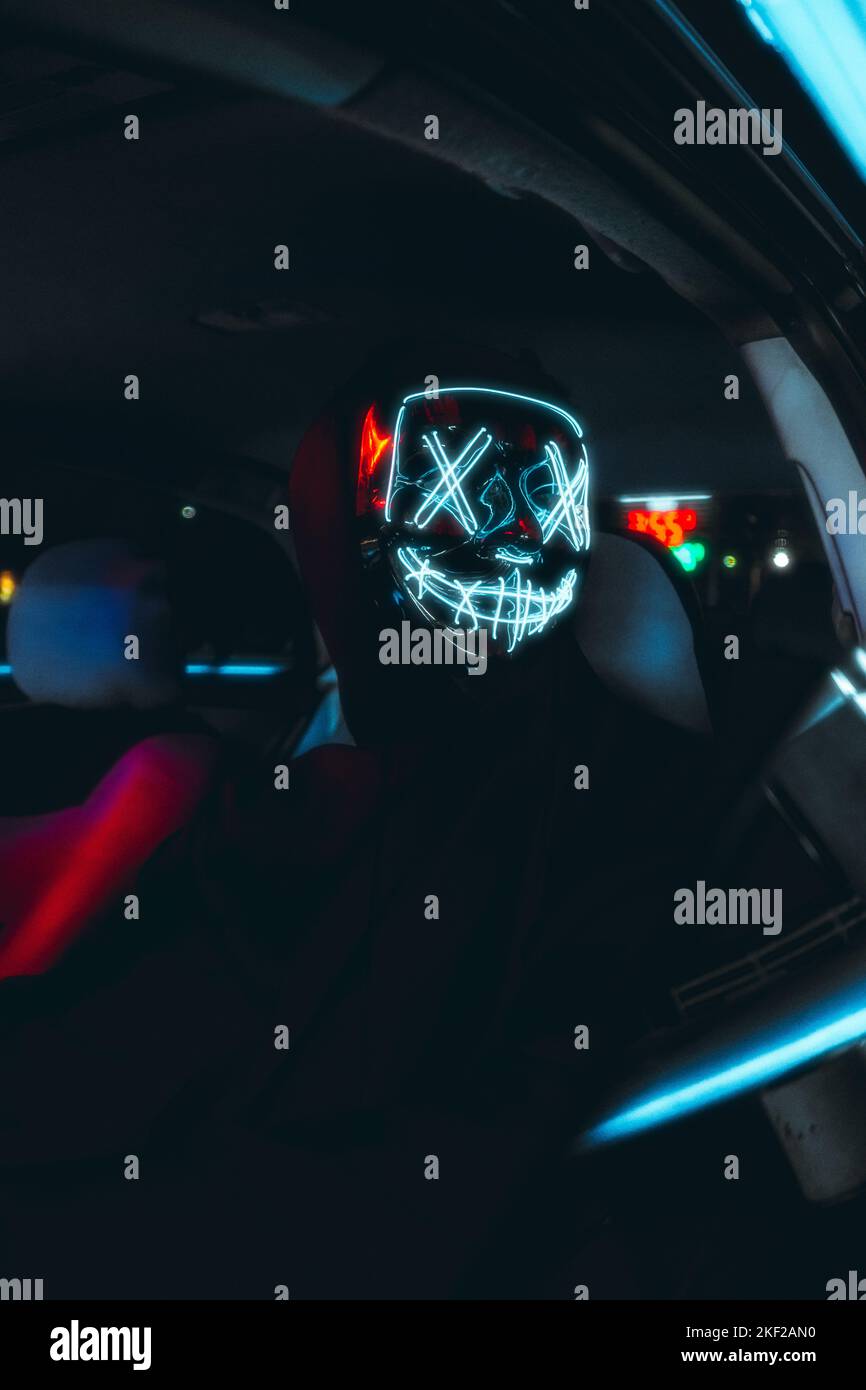 Scary man car night hi-res stock photography and images - Alamy