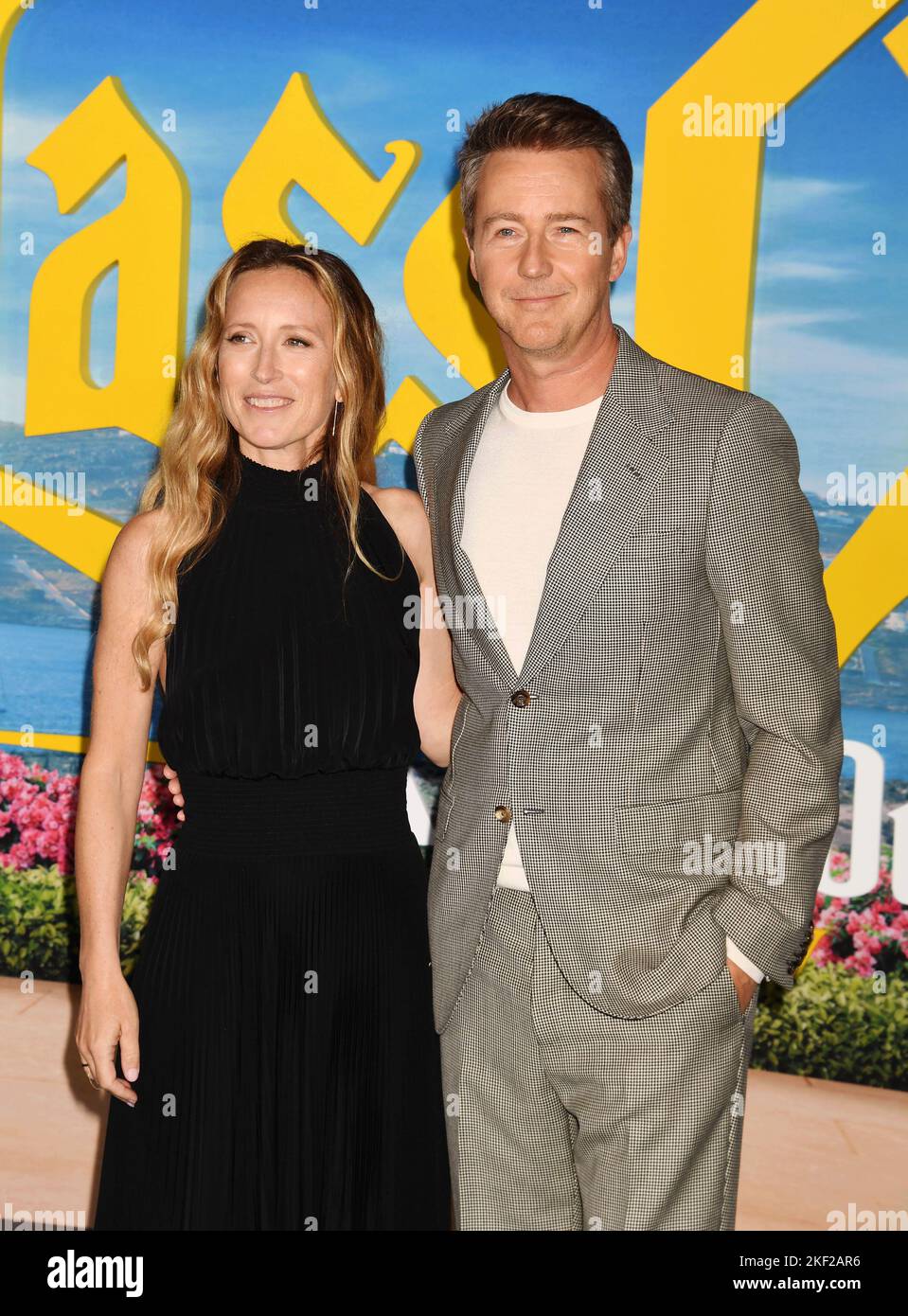 Los Angeles, California, USA. 14th Nov, 2022. (L-R) Shauna Robertson ...