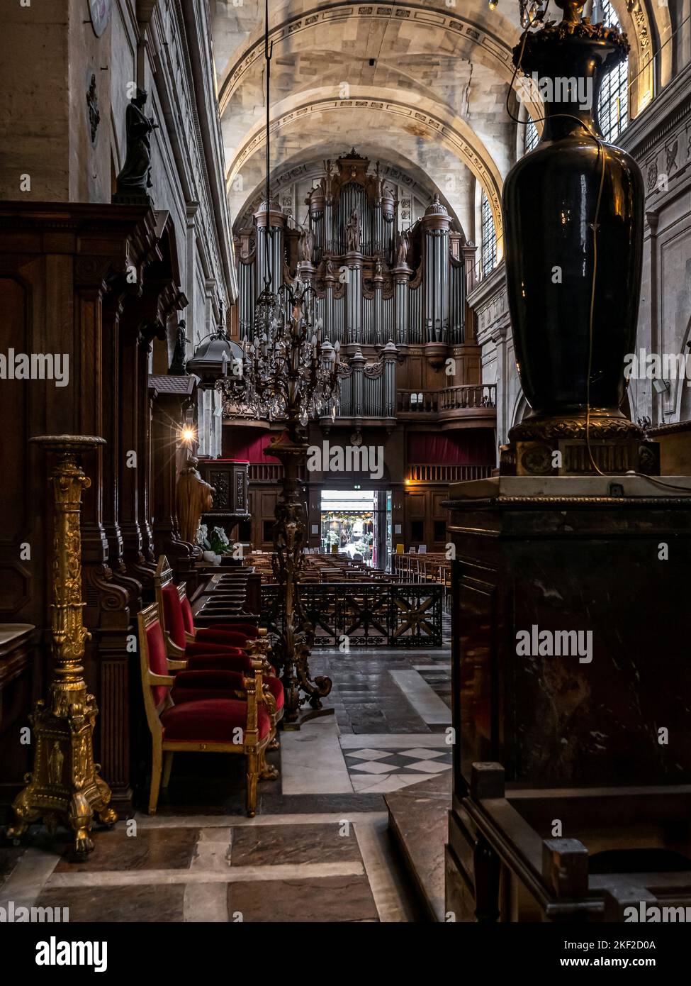 Majestic church interior in Paris. Medieval art and architecture ...