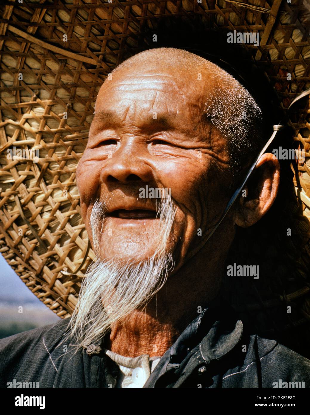 Toothless older hi-res stock photography and images - Alamy