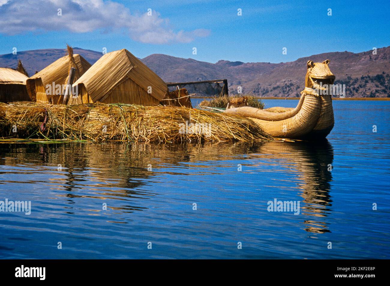 2000s FLOATING ISLAND AND BOAT MADE OF TORTORA REEDS BY AYMARA AND UROS ...