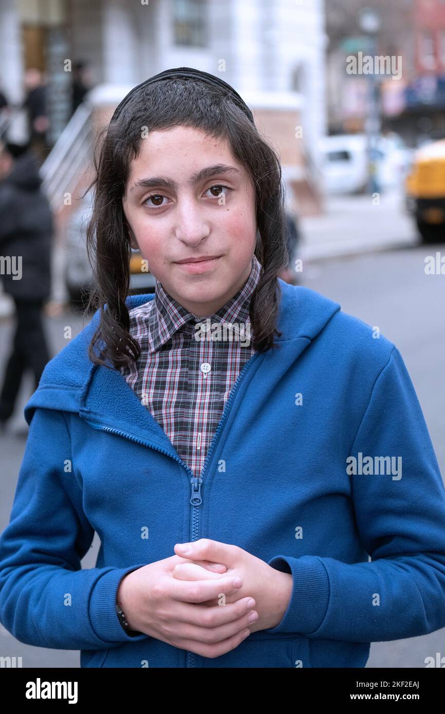 Peyot peyus hi-res stock photography and images - Alamy