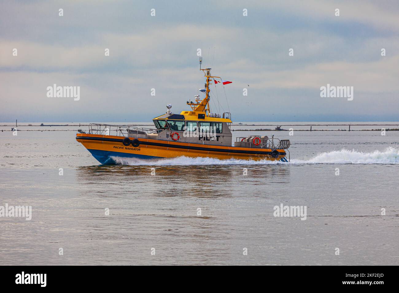 Columbia river pilot boat hi-res stock photography and images - Alamy