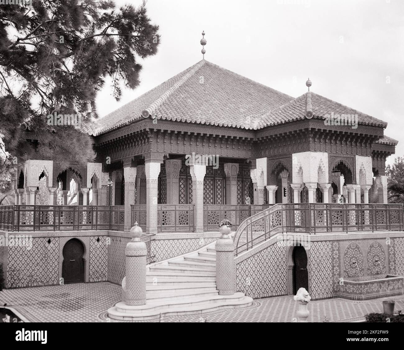 1950s SULTAN'S TEA ROOM CASABLANCA MOROCCO - r15558 RGE001 HARS BLACK ...